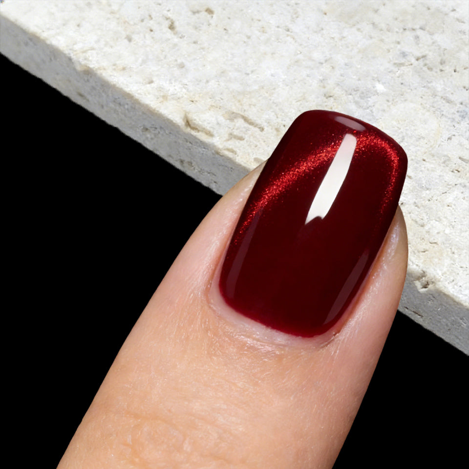 Red Inferno | Ruby Flame Cat Eye Gel Magnétique Prix en gros 18ml ...